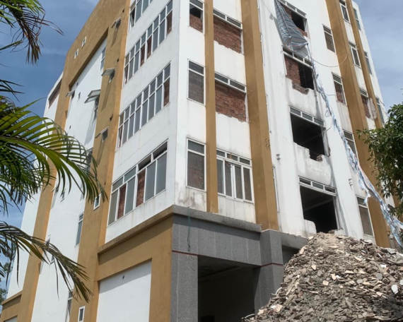 Ứng dụng cửa Slim ray trên kính sóng – Nhôm Kính Tín Phát- Nghệ An